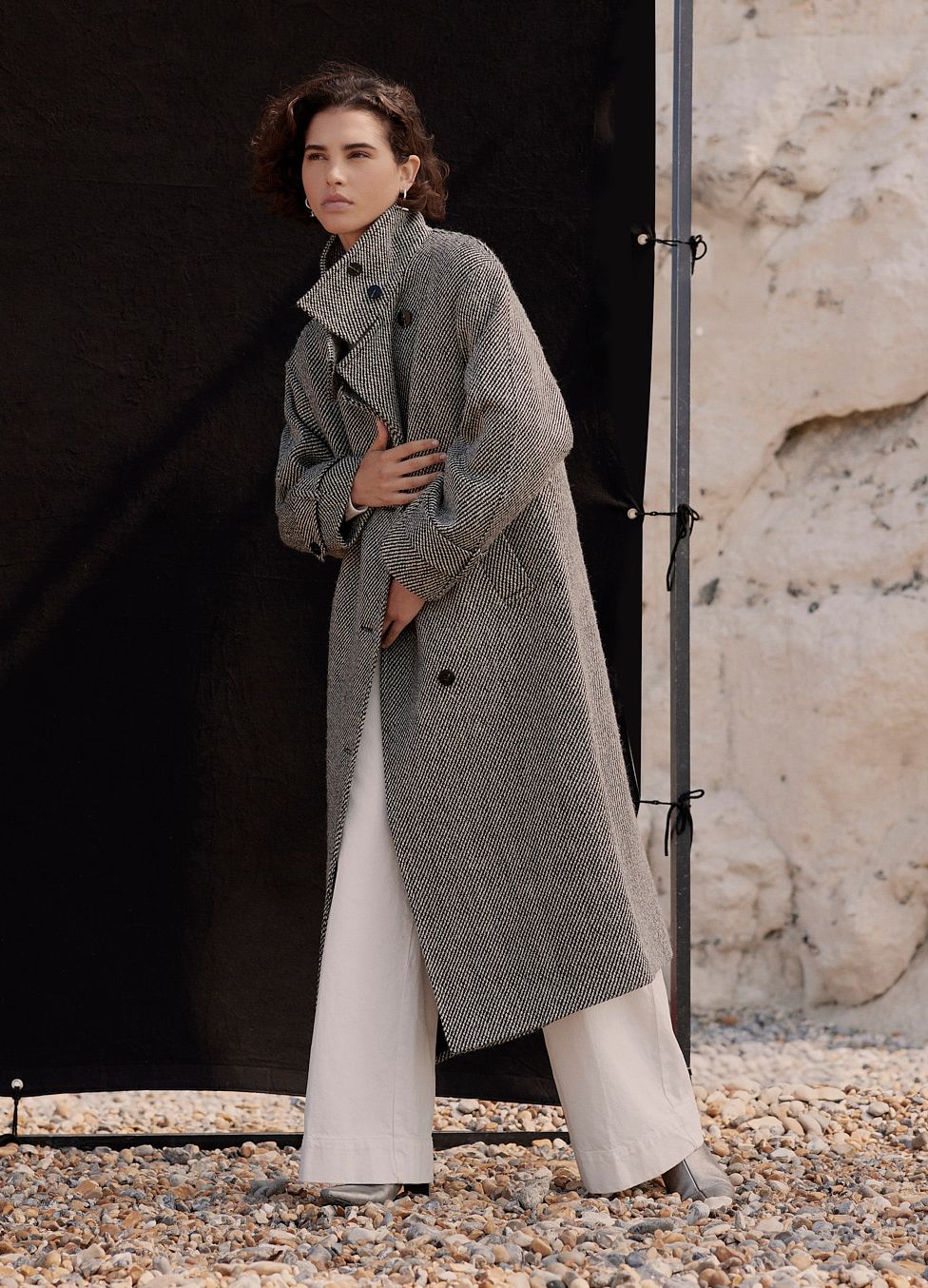 Black Textured Funnel Neck Coat – Mint Velvet