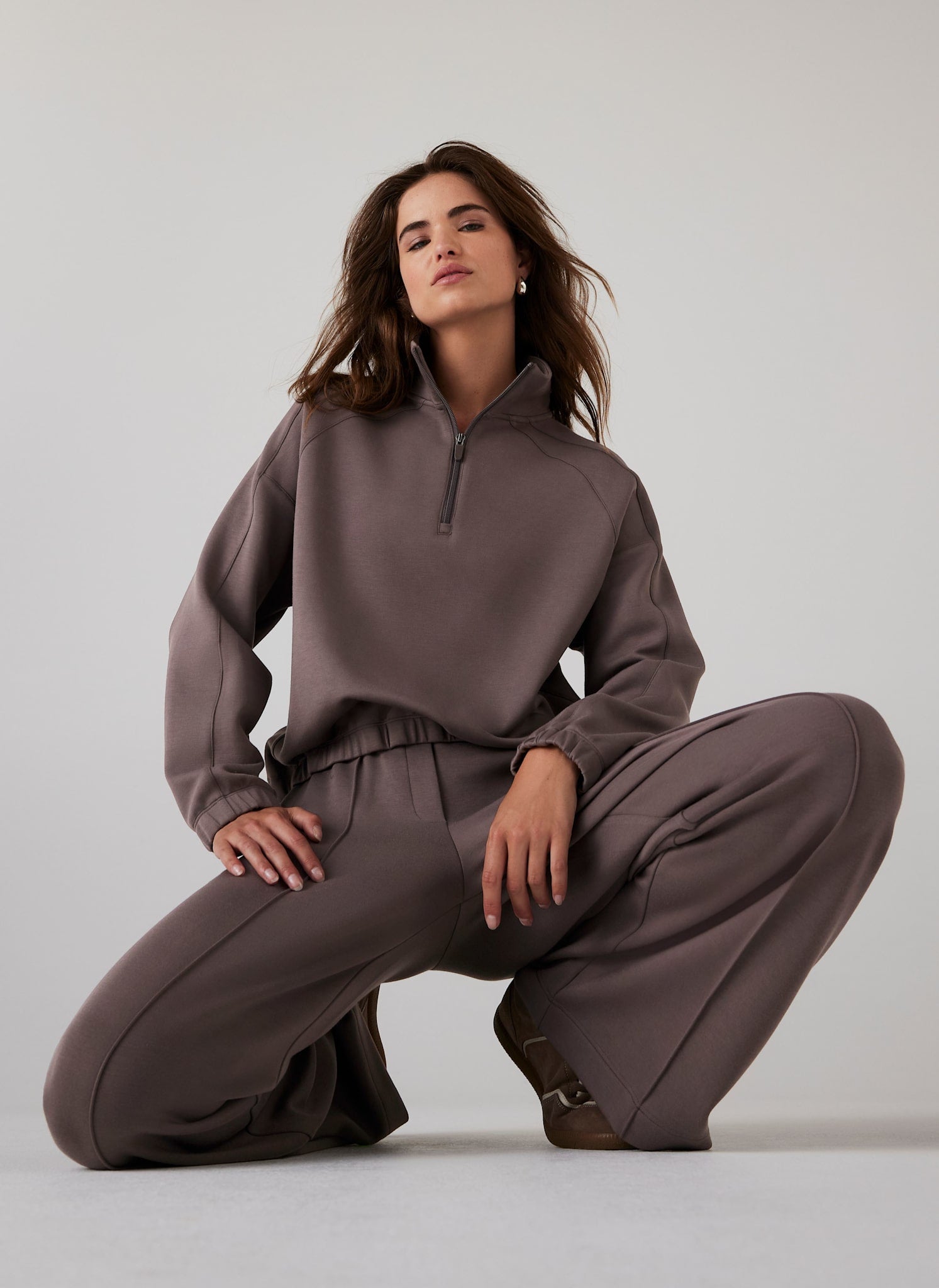 Brown Super Soft Zip Up Sweatshirt – Mint Velvet