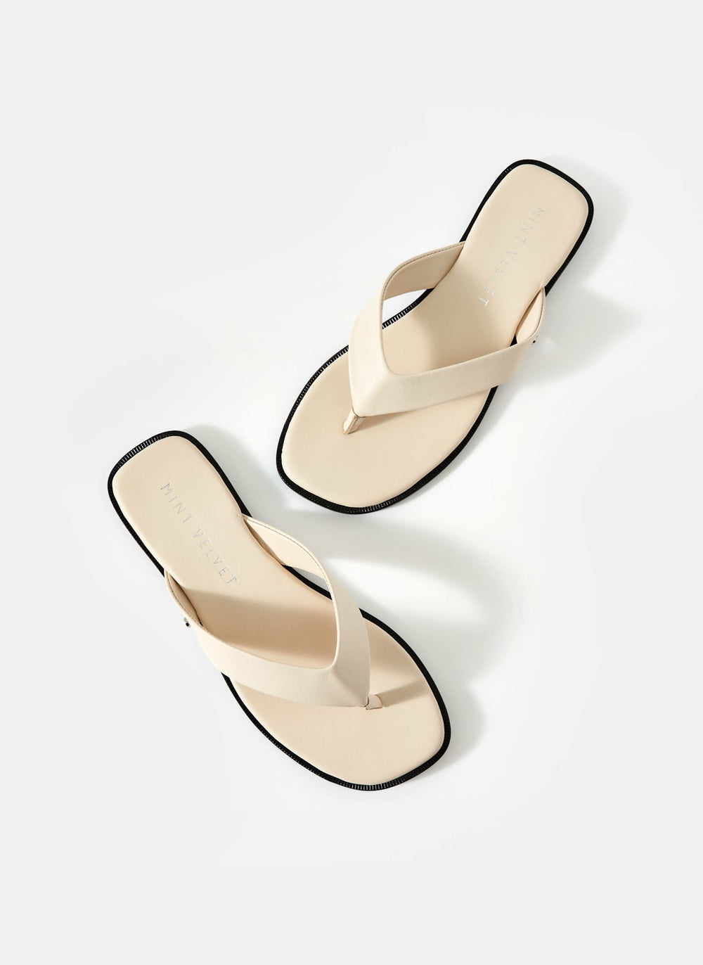 Lula Cream Leather Flip Flop Sandals – Mint Velvet