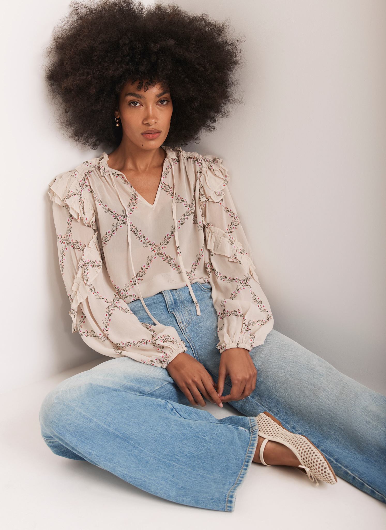 Neutral Floral Print Blouse – Mint Velvet